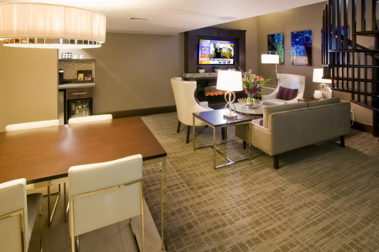 Springfield, MO Hotel- Oasis Hotel & Convention Center, an Ascend Hotel ...