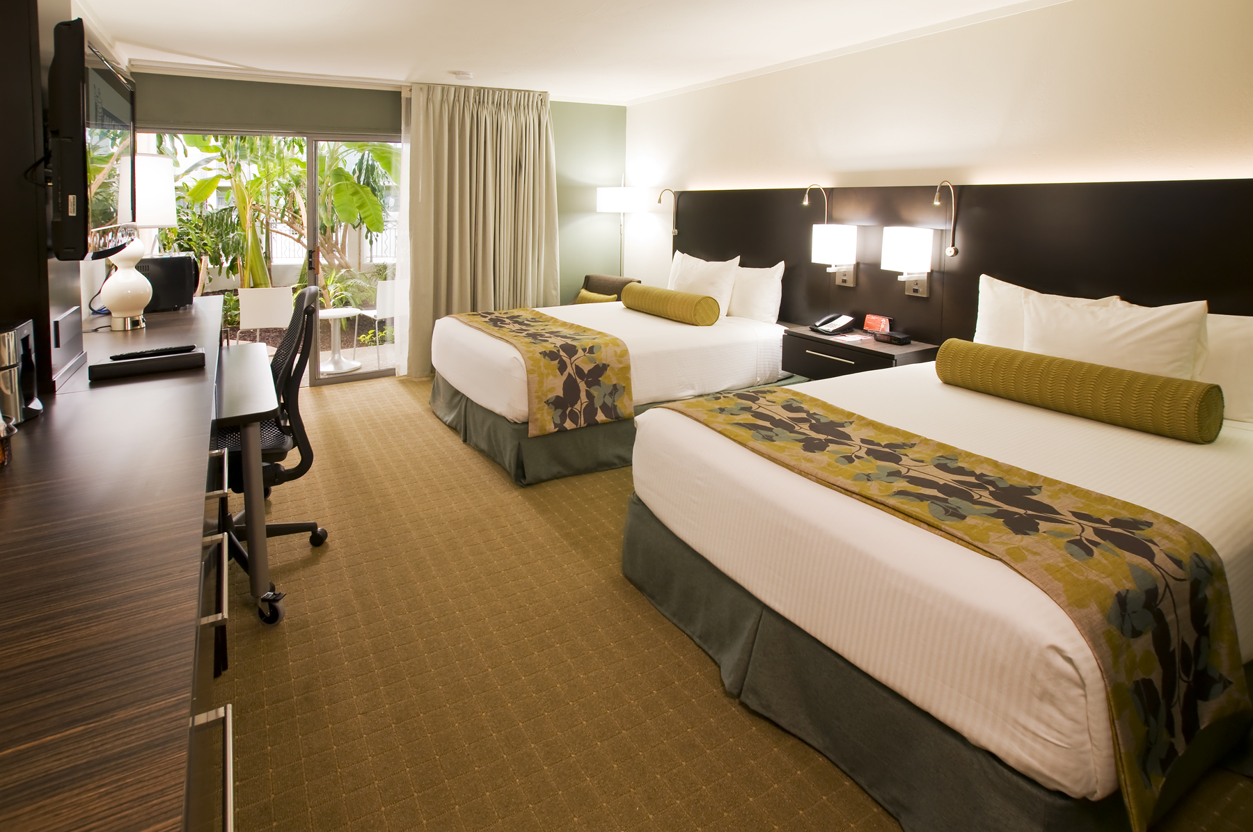 Springfield, MO Hotel- Oasis Hotel & Convention Center, an Ascend Hotel ...