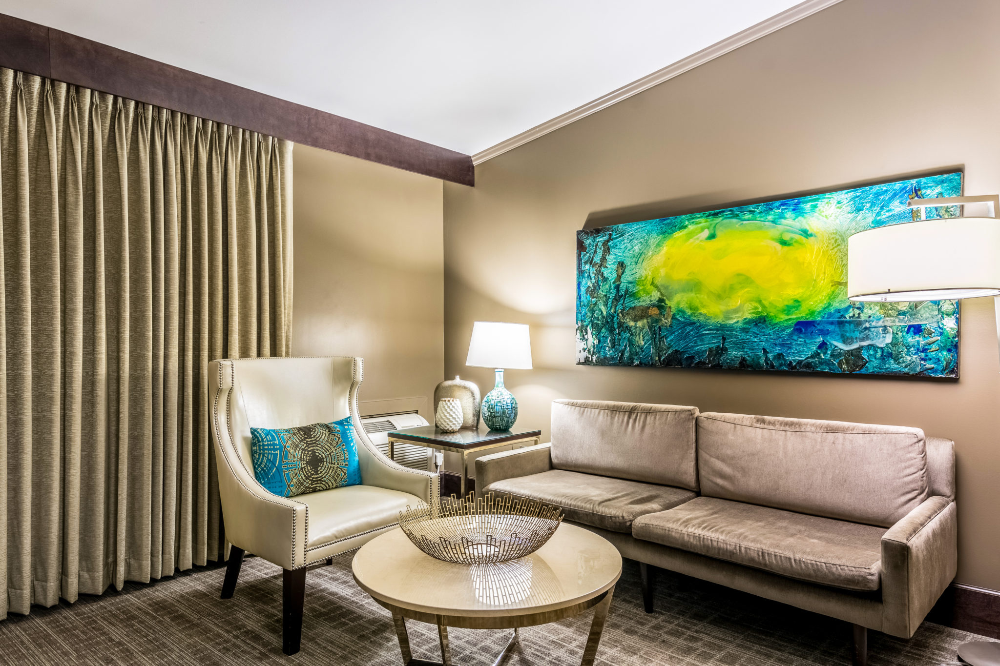 The Sweetest Suites in Springfield | Oasis Hotel & Convention Center