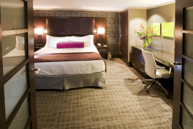 Our Hotel Rooms | Oasis Hotel & Convention Center